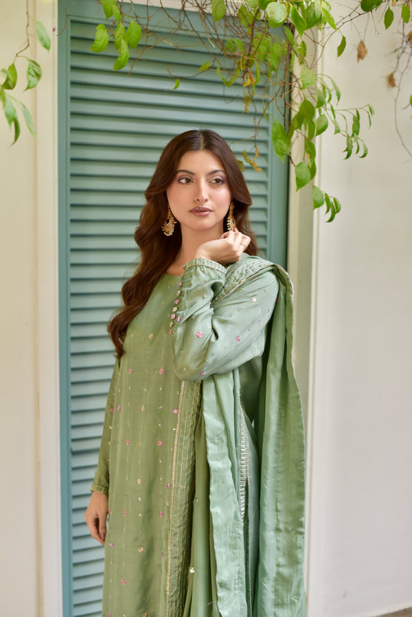 Mushk Set (Stitched 3 pc) – pemberleyofficial